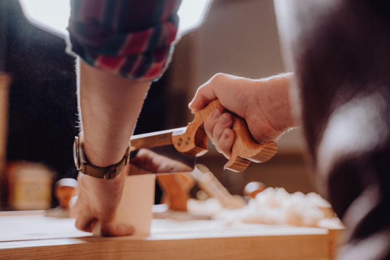 The Common Types of Workbenches and Their Uses - Definecivil