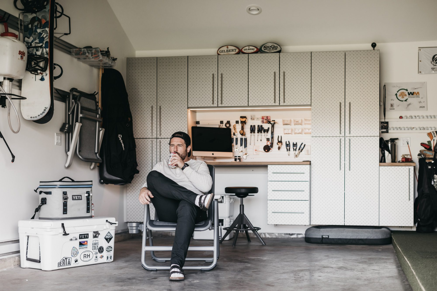 Post-Holiday Garage Organization: New Year’s Resolutions for a Clutter ...